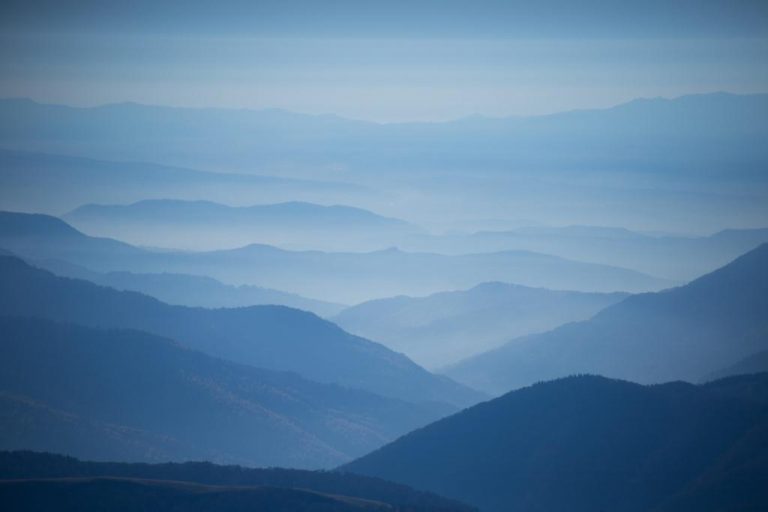 [特集のあとがき]現代の姥捨て山＜結城義晴＞ | 月刊商人舎